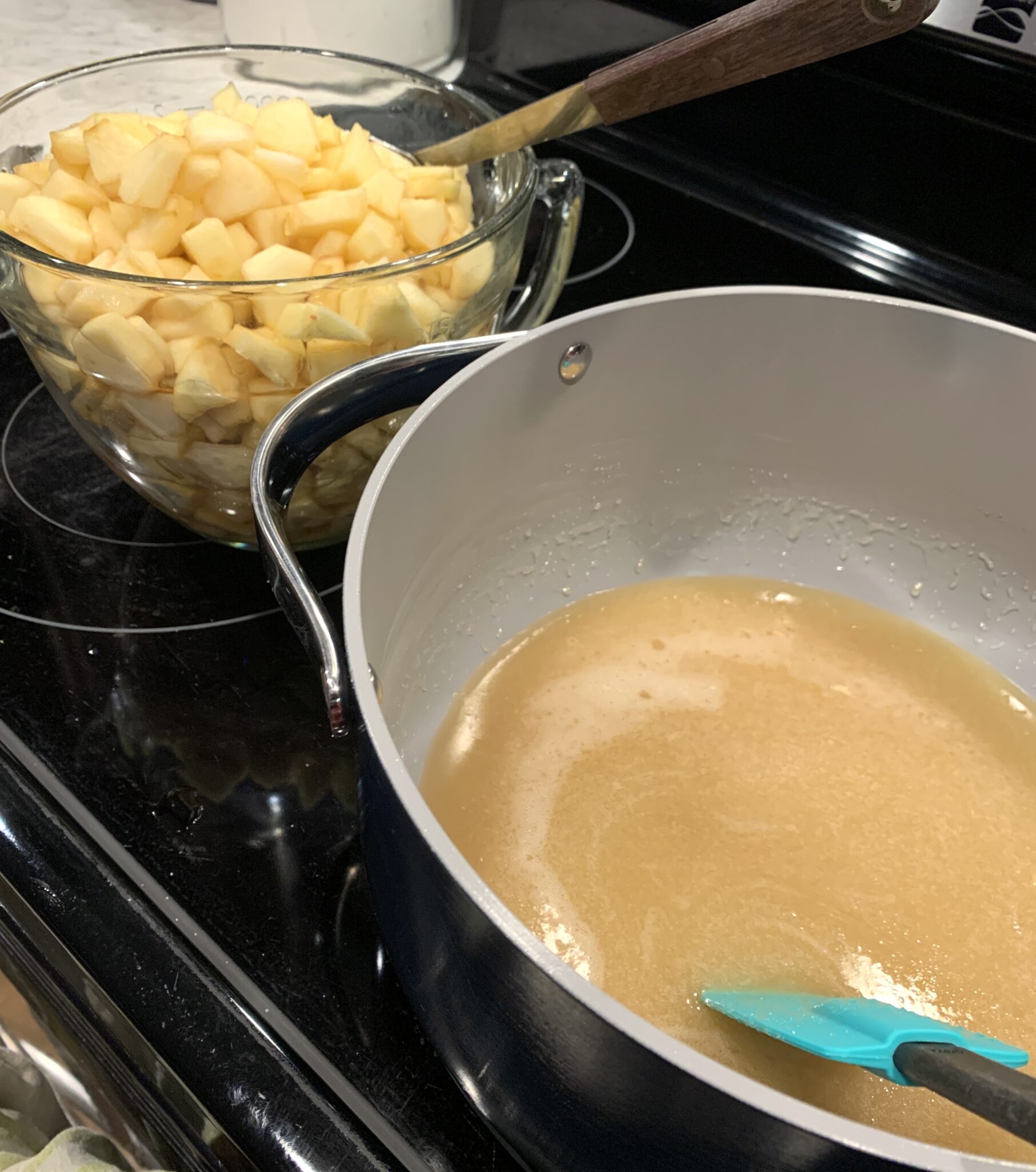 Simple No Pectin Homemade Apple Jam with Only 3 Ingredients - Johnson ...